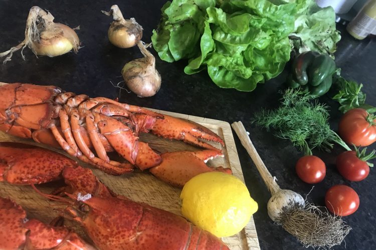 Hummer grillen mit Bruschetta & Salat | Die Frau am Grill