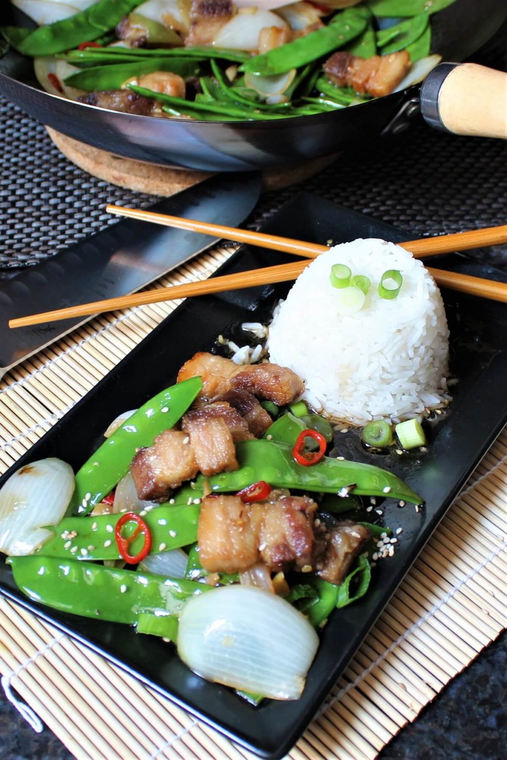 Schweinebauch Asiatisch | schnelles Wokgericht