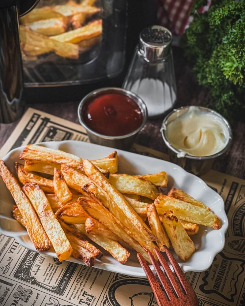 Pommes aus der Heißluftfritteuse