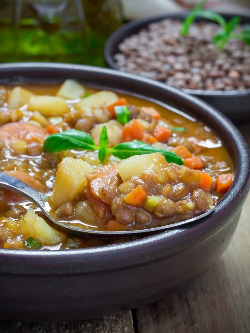 Linsensuppe Rezept | Der einfache Klassiker