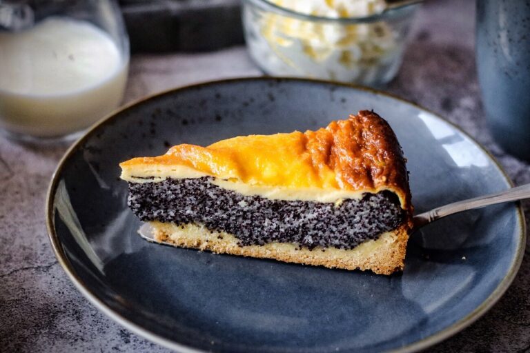 Mohnkuchen mit Schmand | Cremig und lecker
