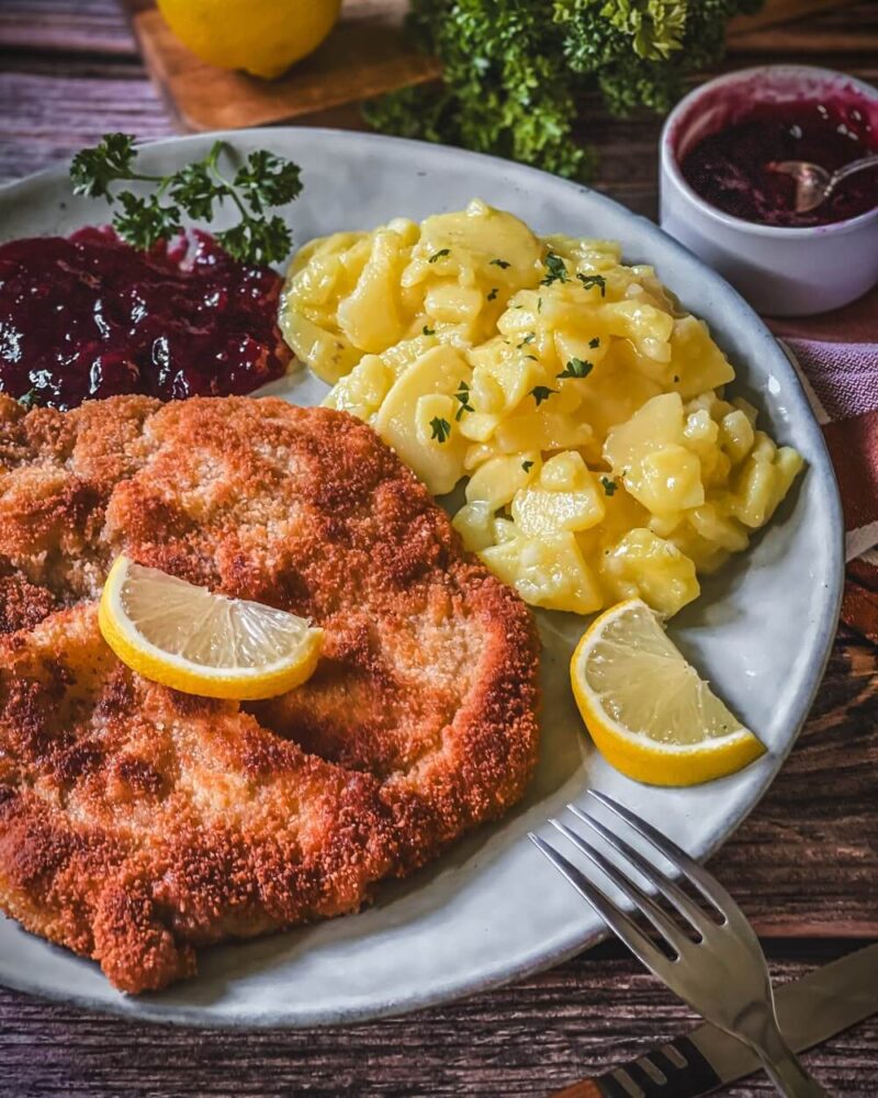 Schnitzel Wiener Art | panierter Klassiker