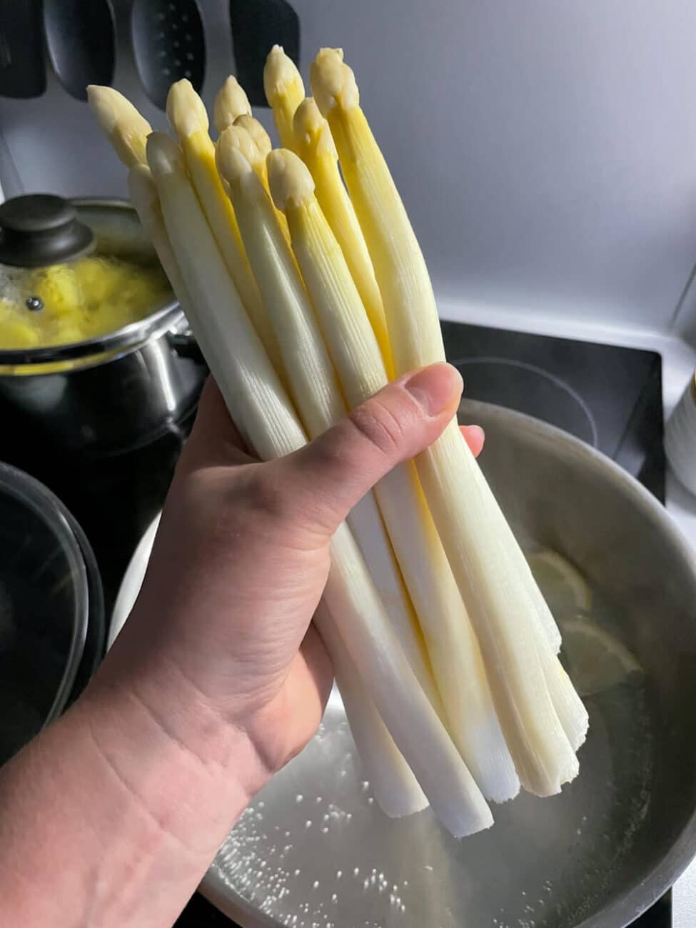 Spargel kochen: So gelingt weißer Spargel perfekt